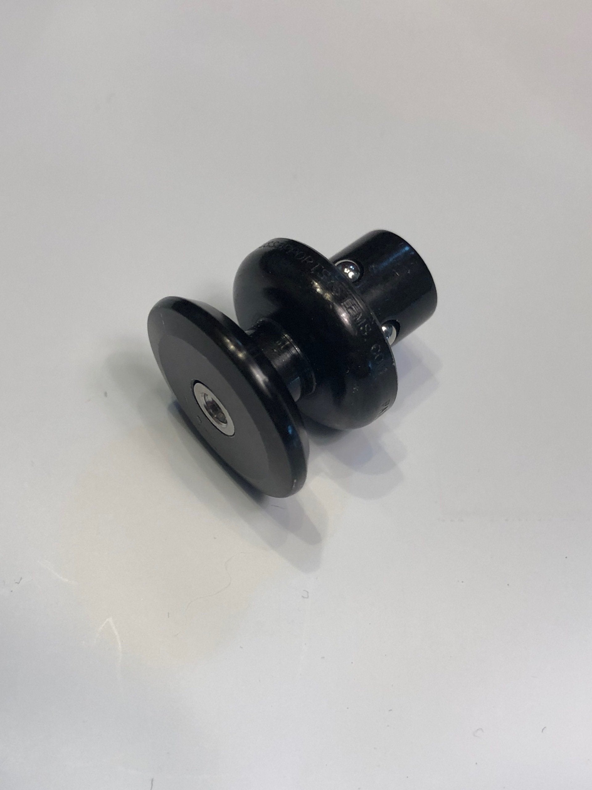 (QD) Quick Detach Pin only – STRATUS Support Systems